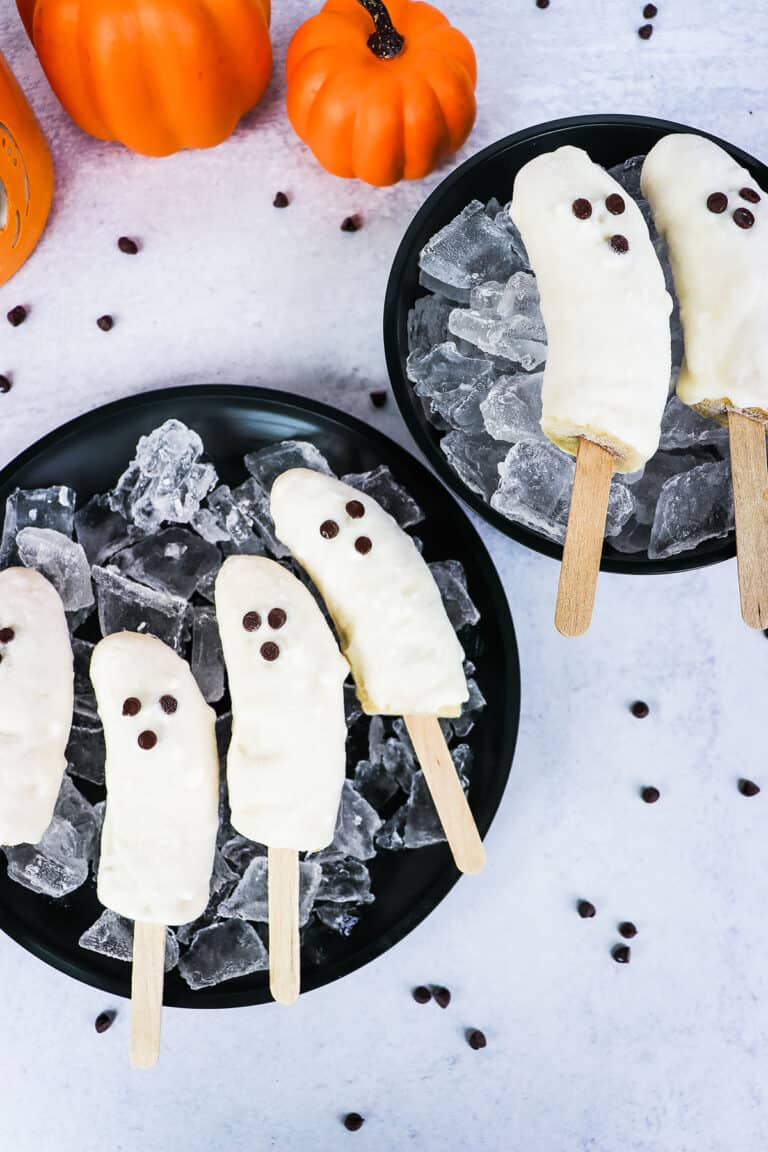 3 Ingredient Halloween Ghost Pops - EazyGrub