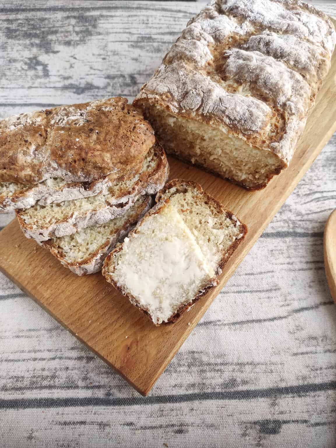 2 Ingredient Greek Yogurt Bread - EazyGrub