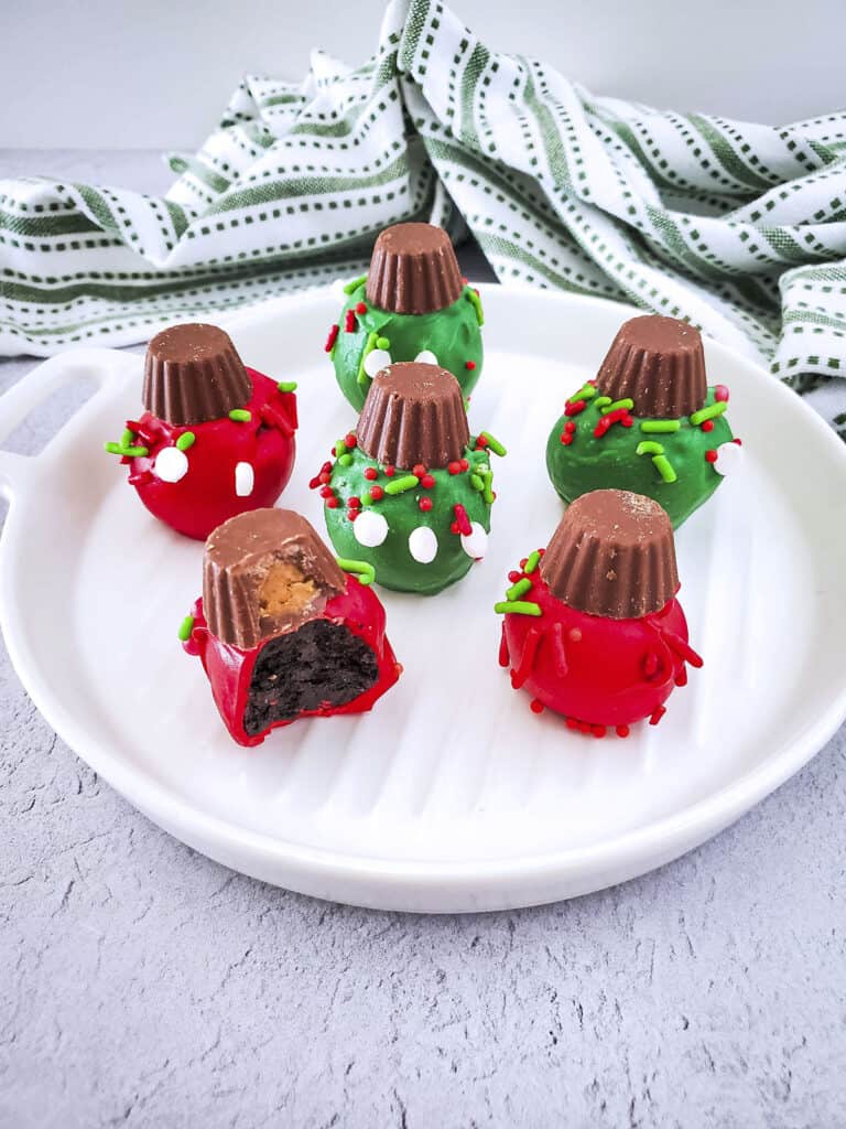 4 Ingredient Oreo Truffle Ornaments - EazyGrub