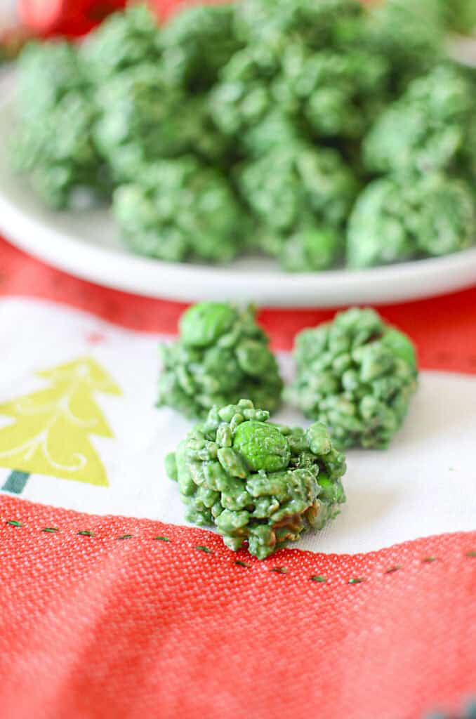 4 Ingredient Grinch Poop - EazyGrub