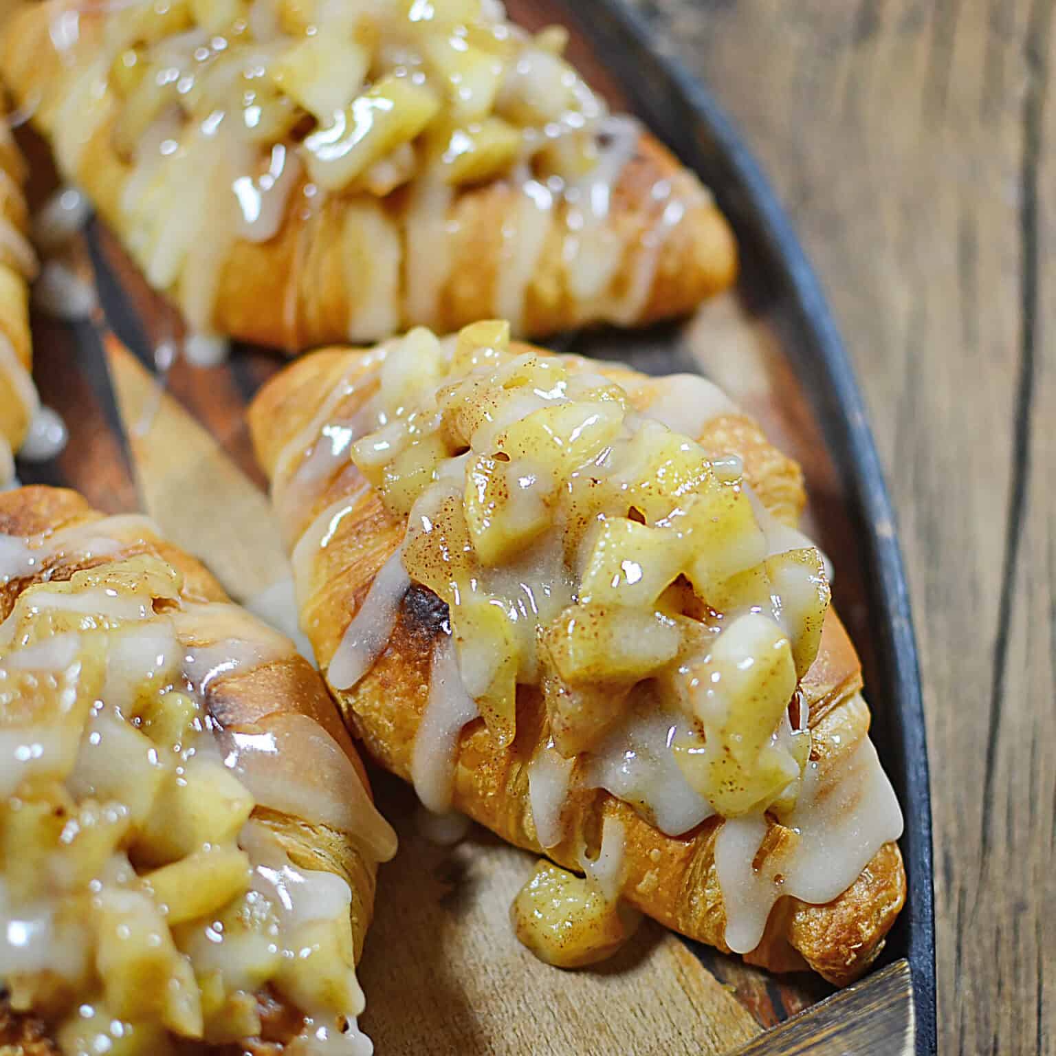 4 Ingredient Apple Croissants - EazyGrub