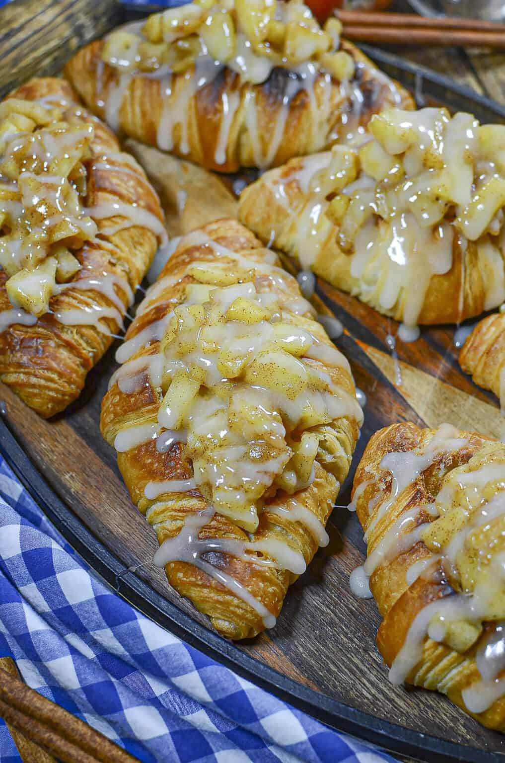 4 Ingredient Apple Croissants - EazyGrub