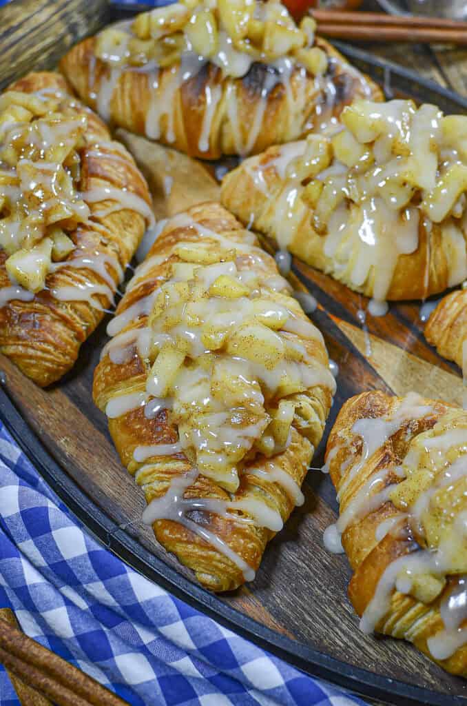 4 Ingredient Apple Croissants - EazyGrub